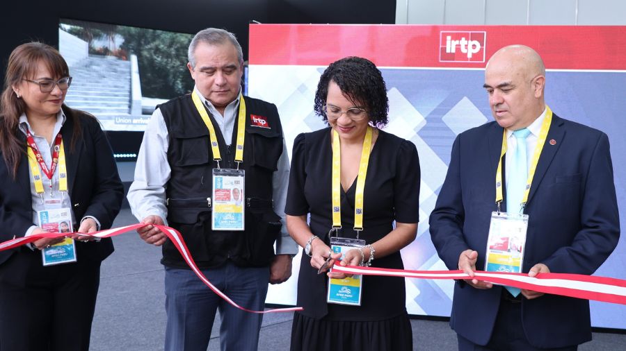 Presidenta ejecutiva del IRTP inaugura espacios informativos en Foro ...