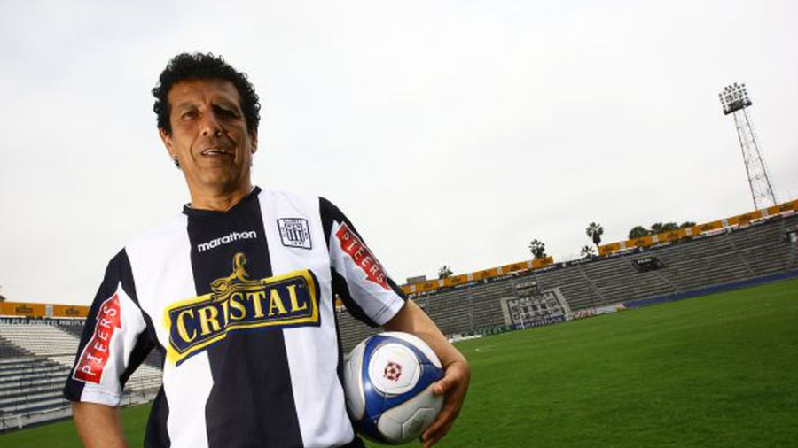 César Cueto: el ‘Poeta de la Zurda’ cumple 68 años | TVPerú