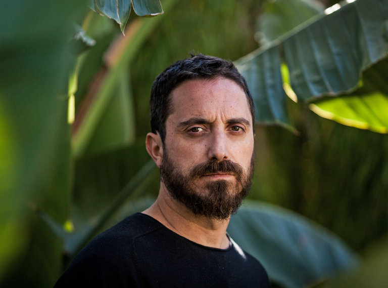 Pablo Larraín llega a los Premios Platino con su cinta 'Neruda' | TVPerú