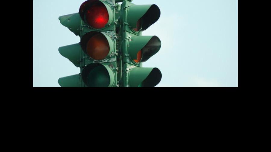 Hace 101 años se instaló el primer semáforo eléctrico | TVPerú