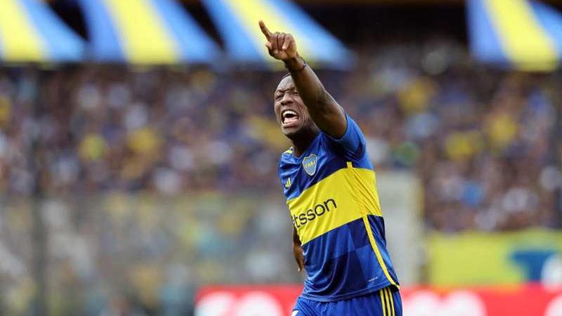 Luis Advíncula será baja en el debut de Boca Juniors en Copa ...