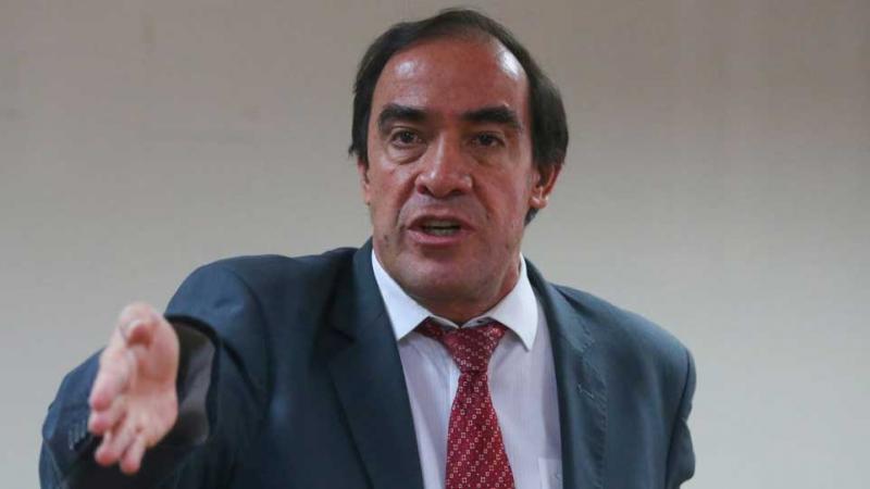 Yonhy Lescano presentó su renuncia irrevocable a su militancia en ...