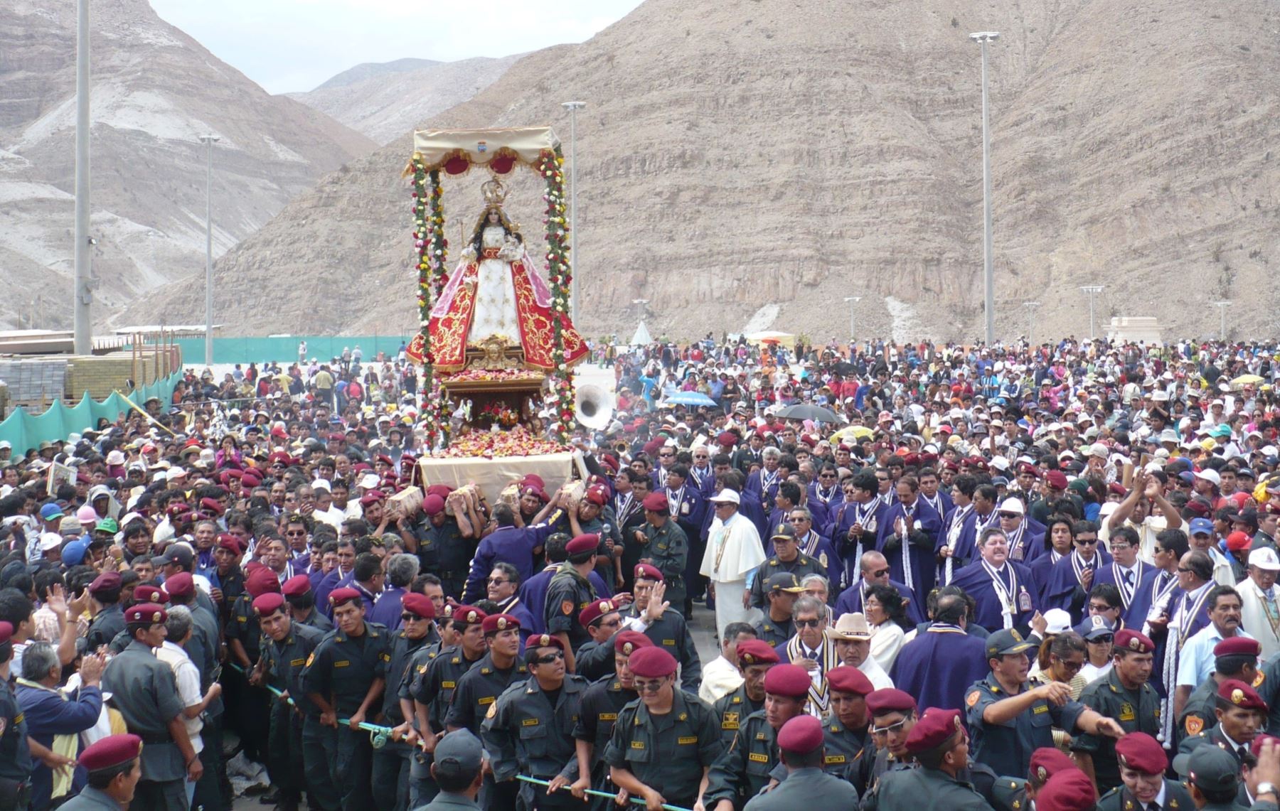 Cientos de peregrinos visitaron a la Virgen de Chapi | TVPerú
